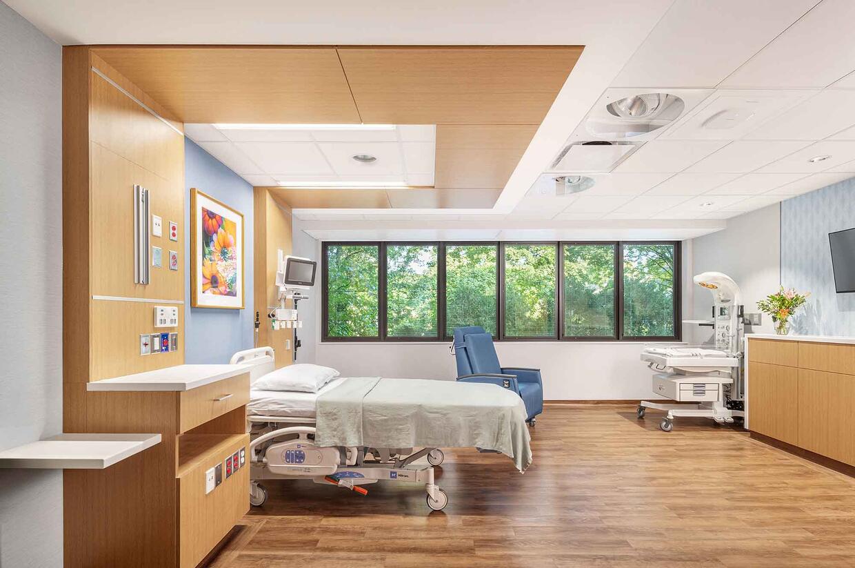 Evanston Women's Hospital Labor & Delivery | Power Construction