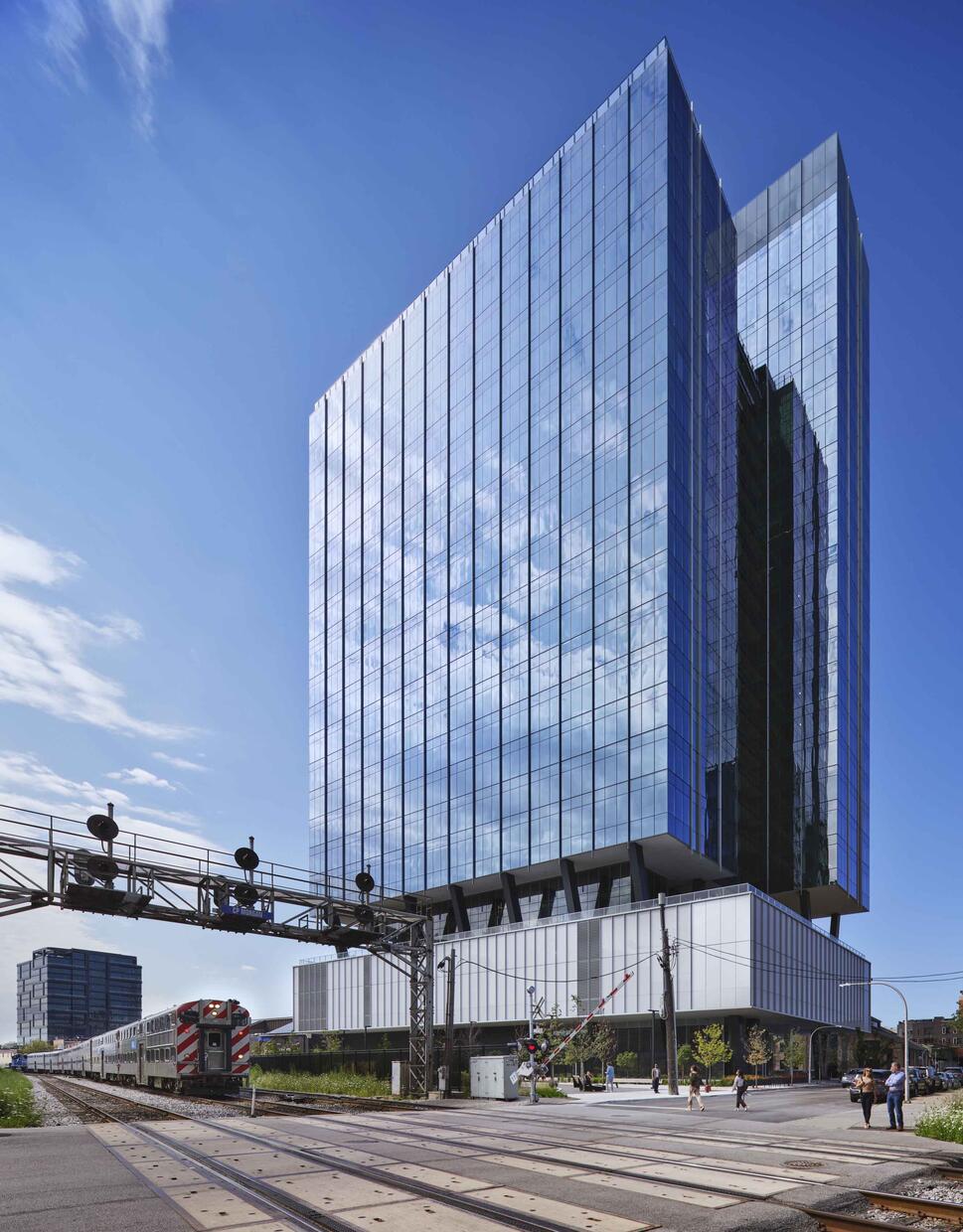 360 N Green | Power Construction